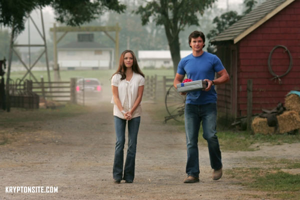 Smallville "Action" Image Gallery